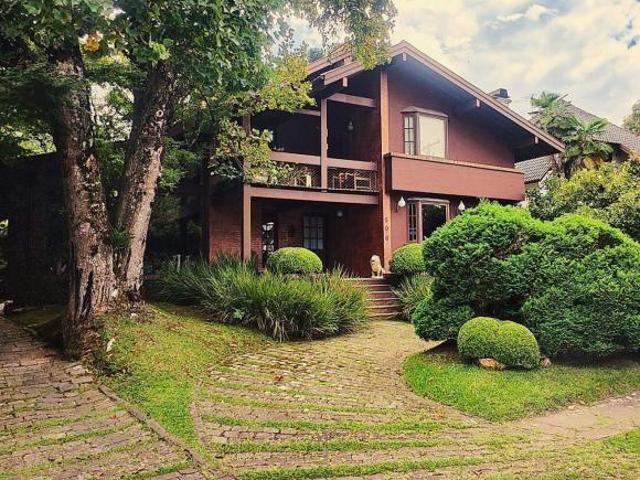 CASA 5 DORMTÓRIOS