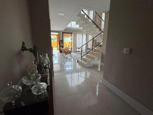 Casa 5 suítes à venda com piscina e linda área gourmet em São José dos Campos SP