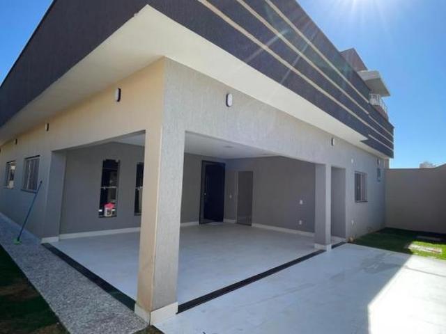 Casa 5 Suítes para Venda no Parque Amazônia Goiânia