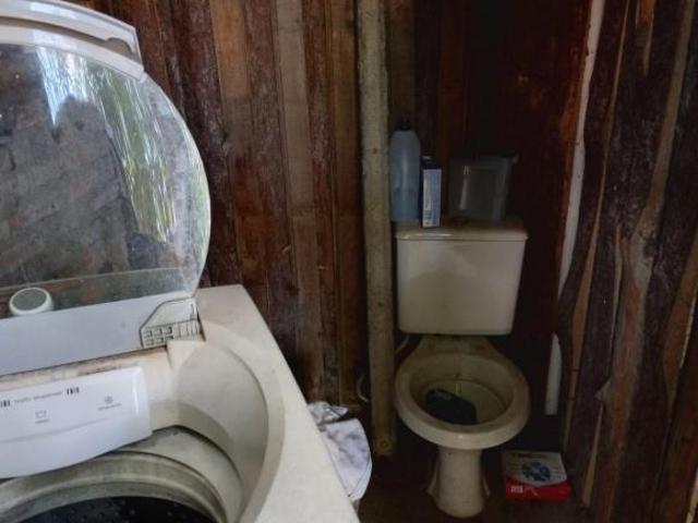 Casa 5 quartos, 2 moradias, terreno com 5000 m², estudo dação