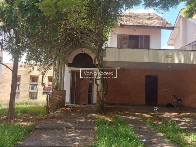 Casa 5 quartos 3 suítes Residencial 12 2.800.000,00 reformada Alphaville