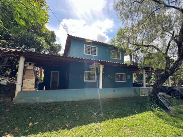 CASA 5 QUARTOS ARNIQUEIRA LOTE 500M² VARANDA AMPLA PRÓXIMO AO MASTER PÃO