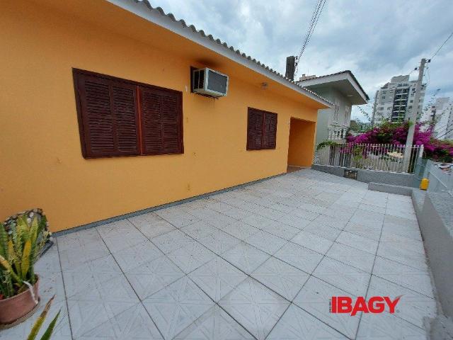 Casa 5 Quartos Centro 215m²
