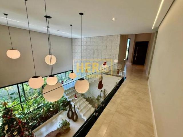 Casa 5 Quartos com 4 Suítes e 479m² Parque dos Resedás