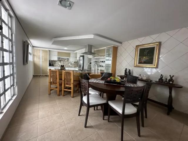 Casa 5 Quartos com Piscina Itaguaçu CEN