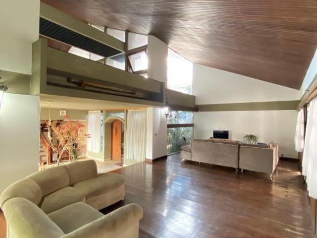 Casa 5 quartos na Pampulha