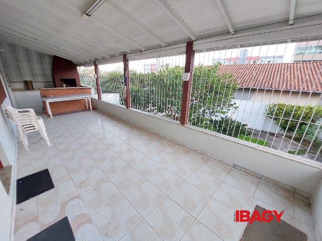 Casa 5 Quartos Praia Comprida 225m²