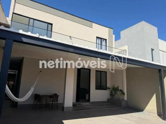 CASA 5 QUARTOS QE 19 GUARÁ II