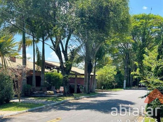 Casa 680m² com 4 dormitórios e vaga para 4 carros Chácara Ondas Verdes