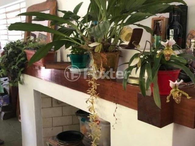 Casa, 6 dormitórios, 1500 m², em Balneária