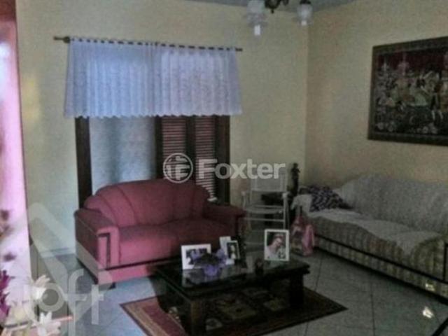Casa, 6 dormitórios, 241 m², em Rio Branco