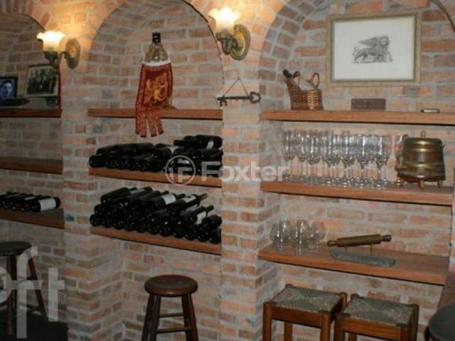 Casa, 6 dormitórios, 264.99 m², em Belém Velho