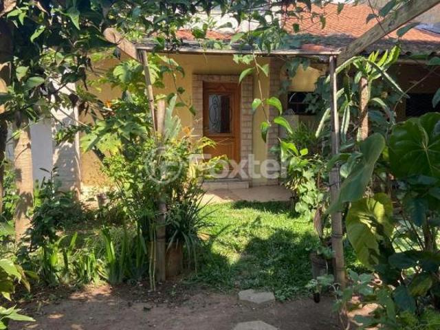 Casa, 6 dormitórios, 280 m², em Jardim Maria Rosa