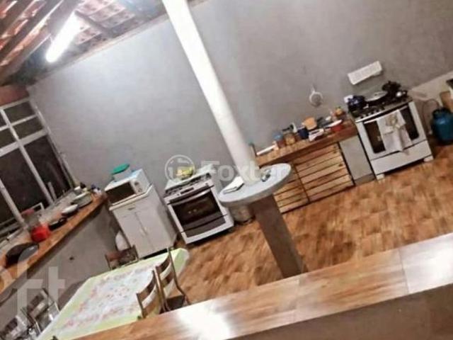 Casa, 6 dormitórios, 300 m², em Aguazul