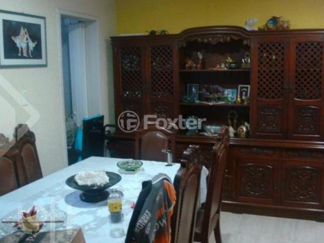 Casa, 6 dormitórios, 300 m², em Azenha