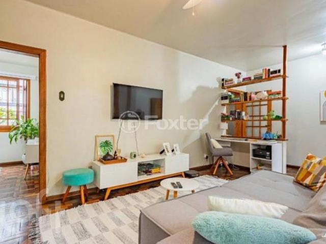 Casa, 6 dormitórios, 403 m², em Rio Branco