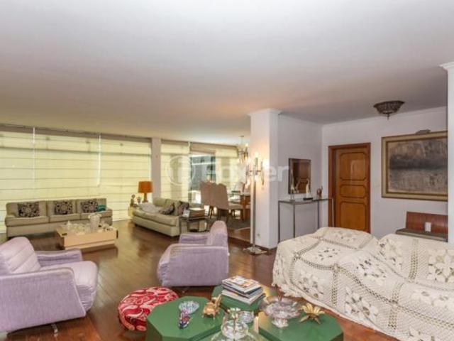 Casa, 6 dormitórios, 447 m², em Alto de Pinheiros