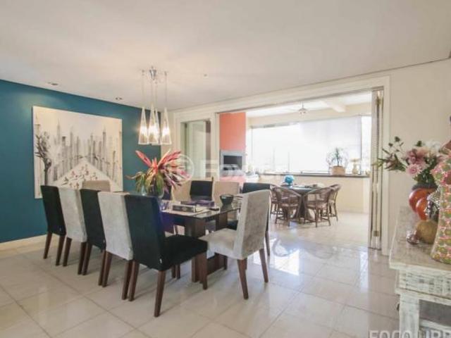 Casa, 6 dormitórios, 500 m², em Ipanema