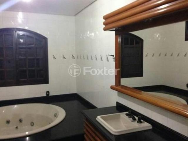 Casa, 6 dormitórios, 560 m², em Partenon