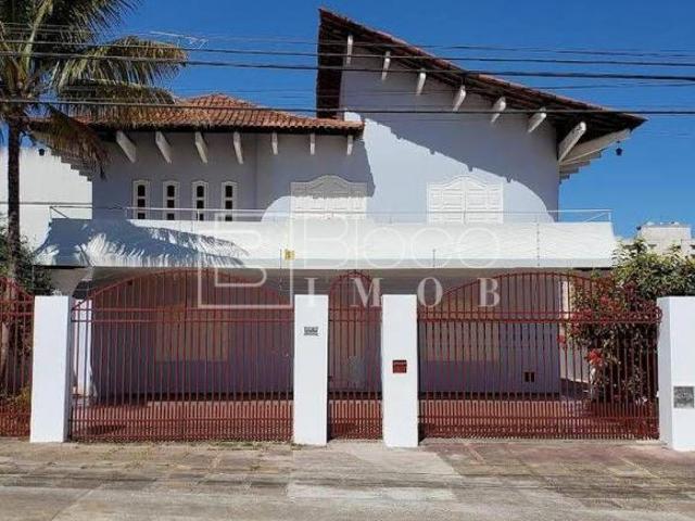Casa 6 Quartos 5 Suítes | 700m² | Garagem 11 Carros | Escada em Caracol | QNB 05 Taguatinga