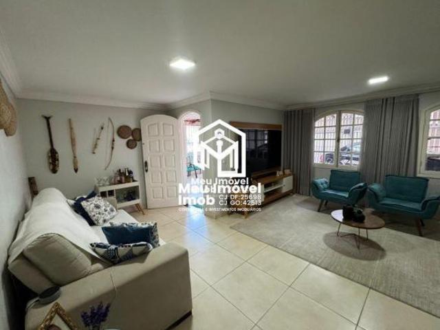 Casa 6 Quartos 1 Suíte 3 Vagas 128m² Guará II