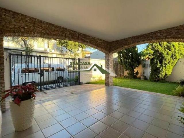 Casa 6 Quartos 2 Suítes 8 Vagas
