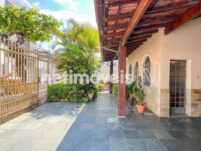 Casa 6 quartos no Santa Mônica
