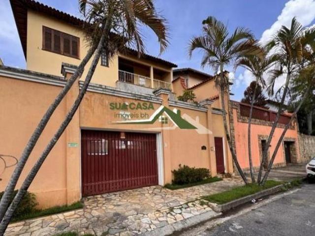 Casa 6 Quartos sendo 2 Suítes 420 m