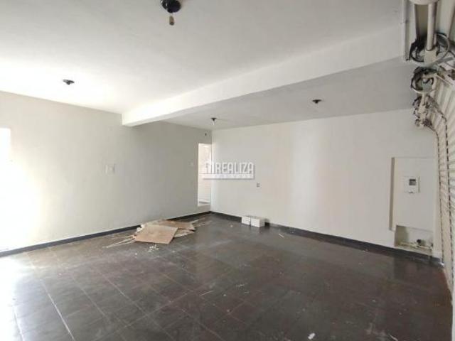 Casa para venda em Conjunto Margarida Rosa de Azevedo, Ubera