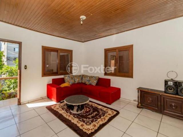 Casa, 7 dormitórios, 200 m², em Tristeza