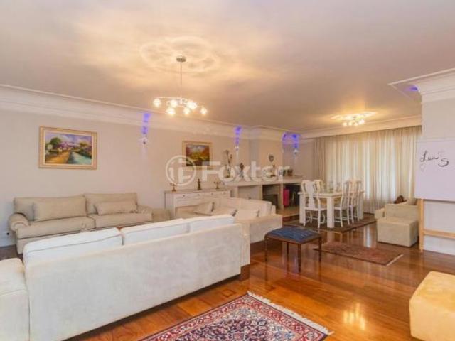 Casa, 7 dormitórios, 650 m², em Brooklin Paulista