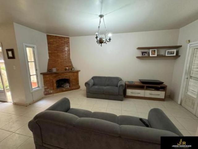 Casa 7 Dormitórios Bairro Centro