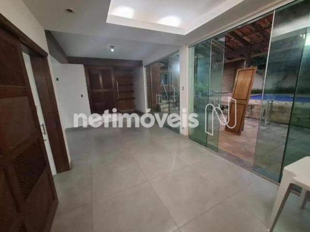 Casa 7 quartos, 1 suítes, 5 vagas, piscina
