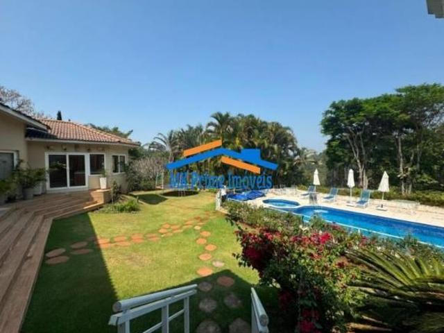 Casa 849m² com 8 suítes em Atibaia