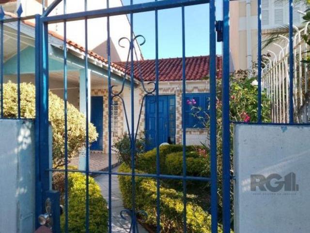 Casa 84m², 2 dormitórios, 1 vaga no bairro Hípica