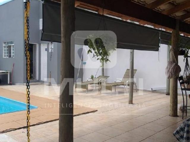 Casa para venda em Presidente Roosevelt, Uberlândia