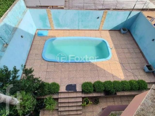 Casa, 8 dormitórios, 517.21 m², em COHAB