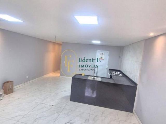 Casa 95m² com 2 Suítes, Closet, Área Gourmet e 2 Vagas