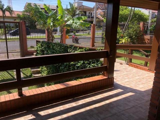 Casa 9 Dormitórios Bairro Praia da Cal