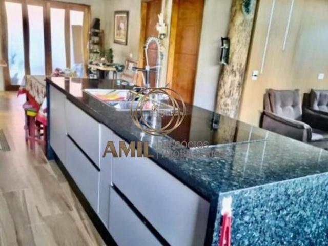 Casa/Condominio Village Alpino/Freitas/3 dormitórios, todos suites/2000m²/São José dos Campos