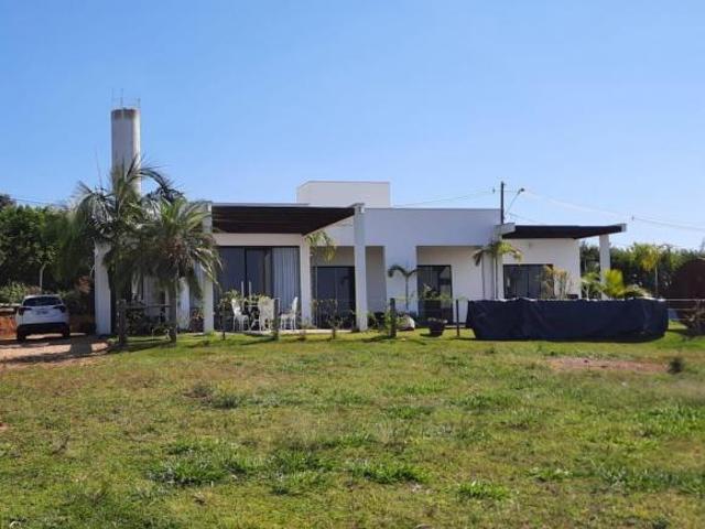 Casa/Chácara com piscina à Venda 1.200m² de terreno R$ 850.000,00 | Condomínio de Chácaras Arumã | S