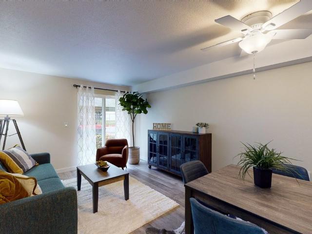Casablanca Apartment Homes 2 Bedroom Apartment for Rent at 10710 Evergreen Way, Everett, WA 98204 Holly