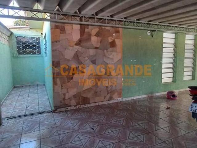 Casa/Edícula à venda 03 quartos, 210m² no Vila Tatetuba SJC