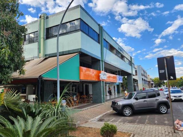 CASAMOURA VENDE – LOJA CLN 210 ASA NORTE