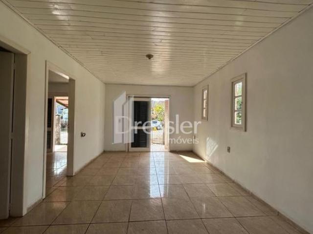 Casas 4 dormitórios Moinhos D Água