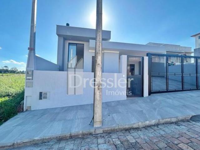 Casas 3 dormitórios Carneiros