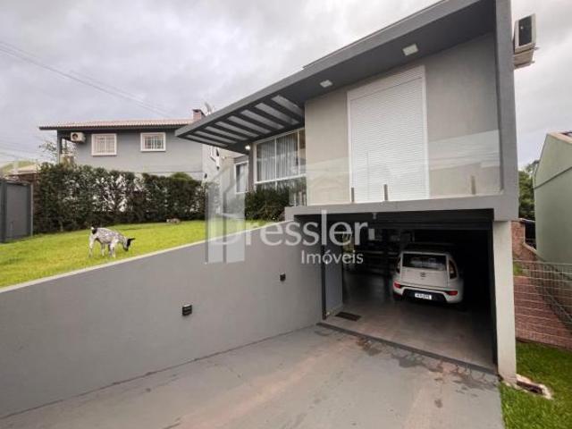 Casas 3 dormitórios São Bento