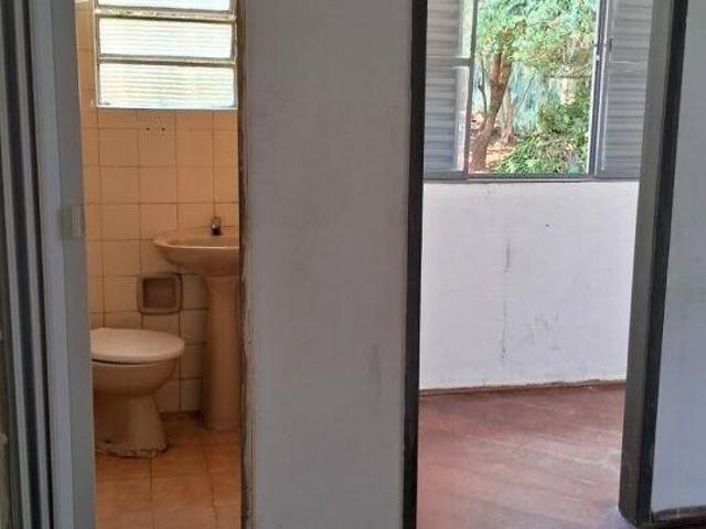 Casas Térreas com dormitórios e 6 vagas