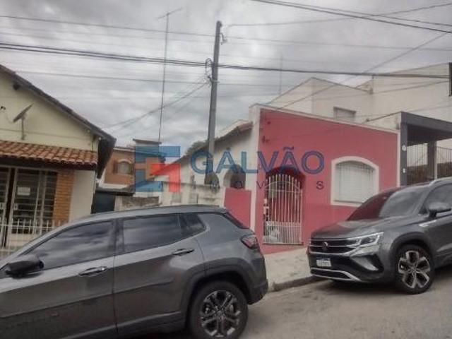 Casas à venda no bairro Anhangabaú em Jundiaí SP