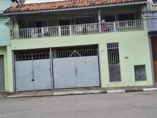 Casas á venda com 5 quartos e 187 m² de área Jardim Trianon